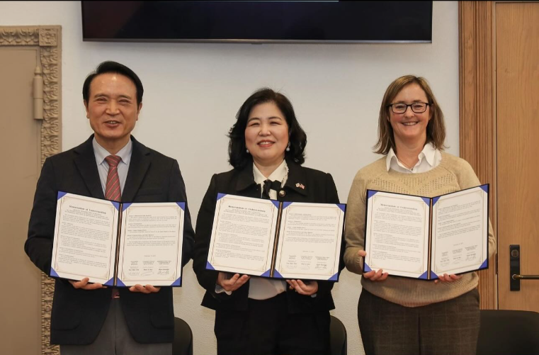 Consulate General Seattle signs tripartite MOU (Gyeonggi-do Department ...