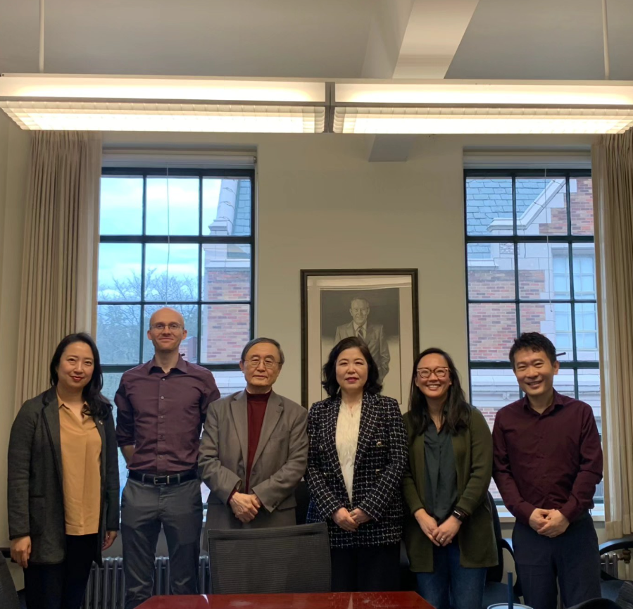 Meeting with UW Center for Korea Studies and visit to Tateuchi East ...