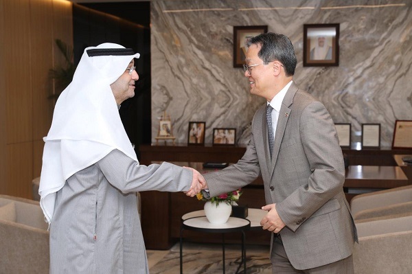 박종석 주쿠웨이트 대사, 주재국 Ahmad Jaber Al-Eidan 국영석유회사(KOC)사장 면담 상세보기|대사관 활동 ...