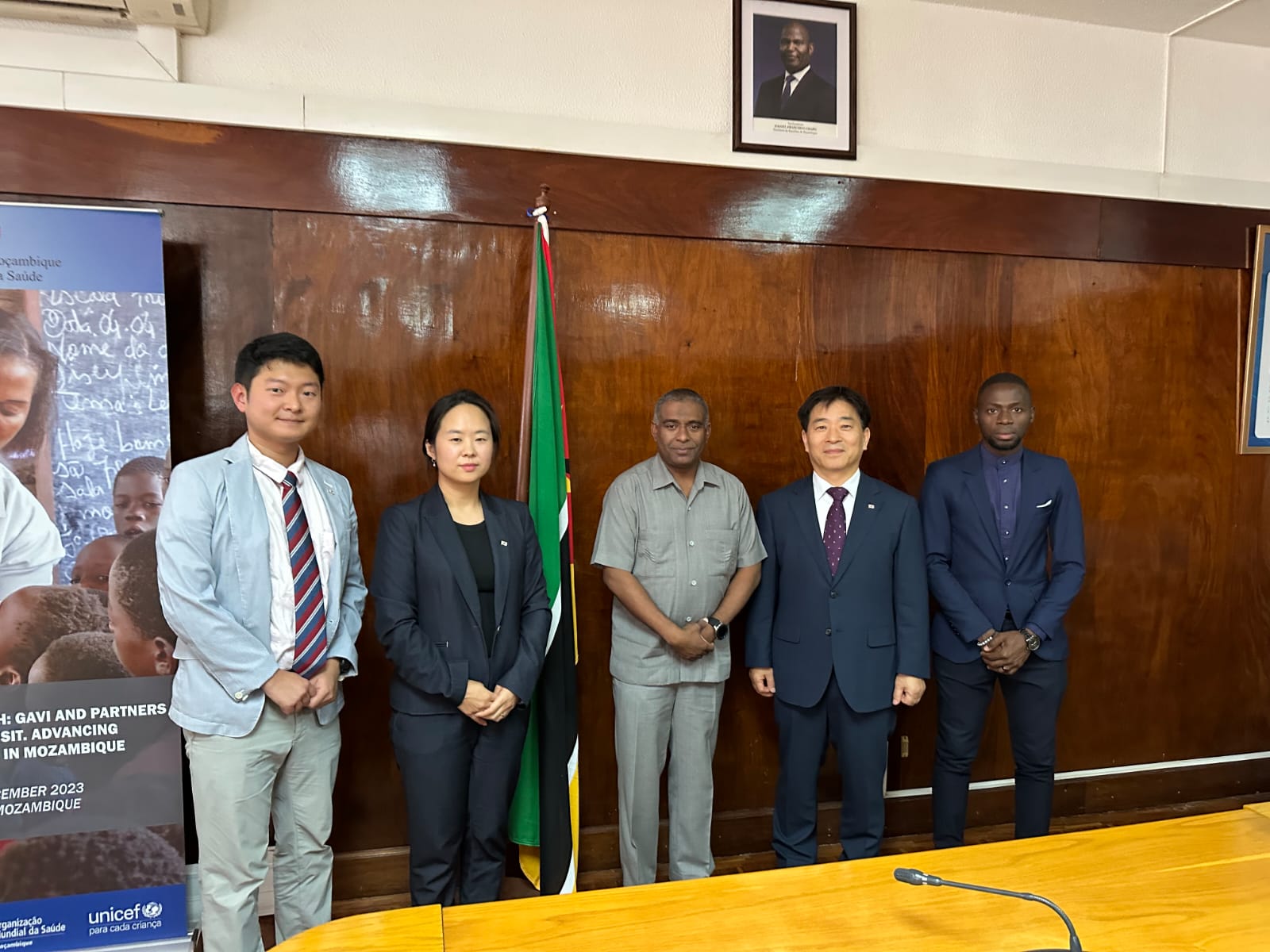 Embaixador reuniu-se com o Ministro da Saúde (3.19.) 상세보기|Relações ...