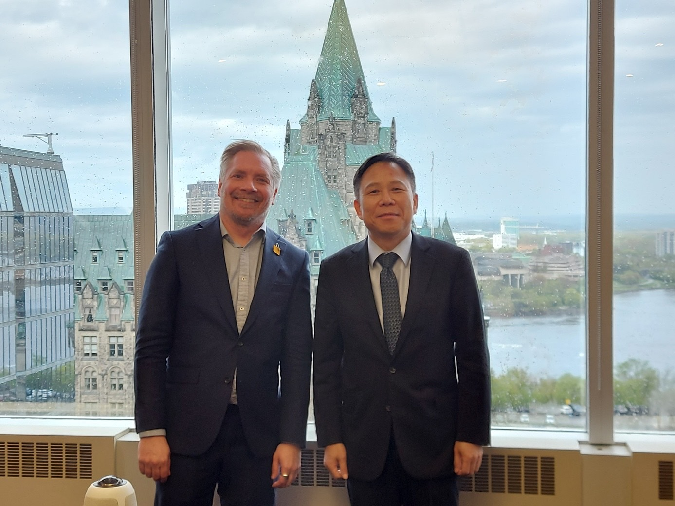 Meeting with Mark Schaan, Senior Assistant Deputy Minister at ISED 상세보기 ...