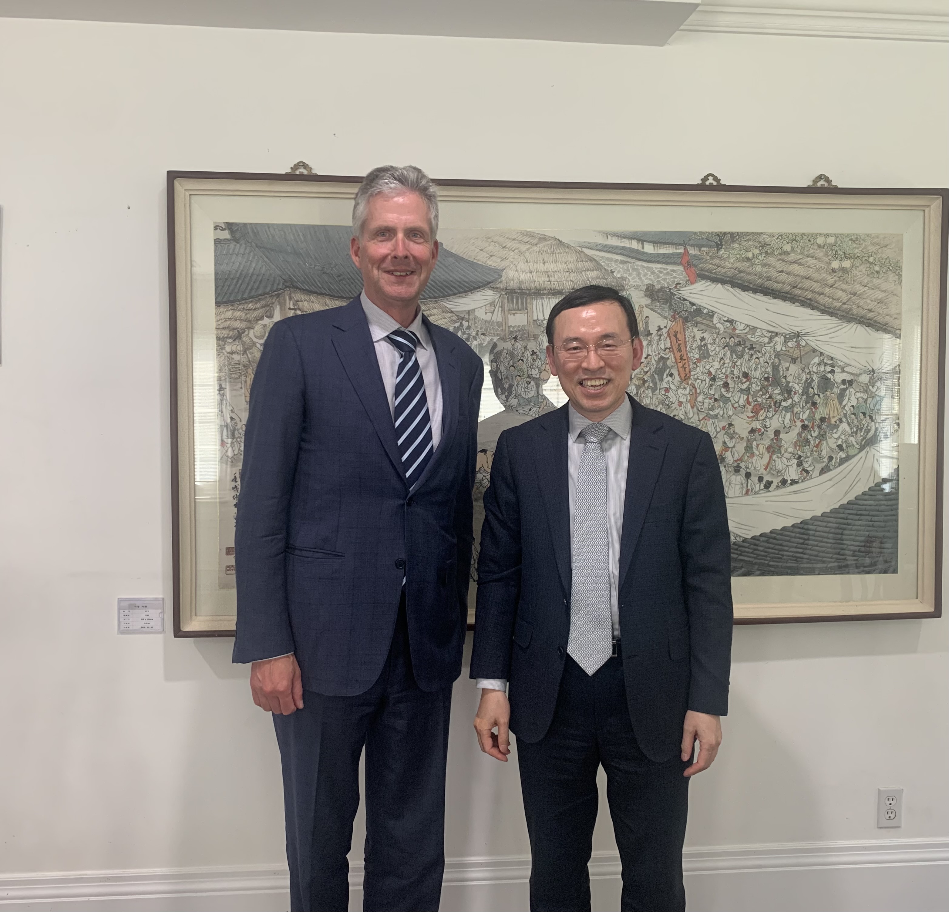 Ian Burney 前 주일본 캐나다 대사 면담 상세보기|공관 활동 | 주토론토 대한민국 총영사관